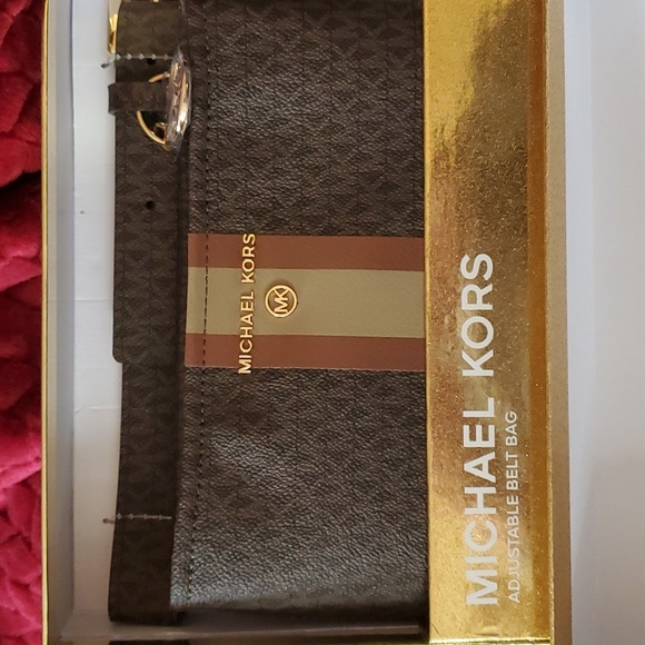 Michael Kors | Bags | Michael Kors Adjustable Belt Bag | Poshmark